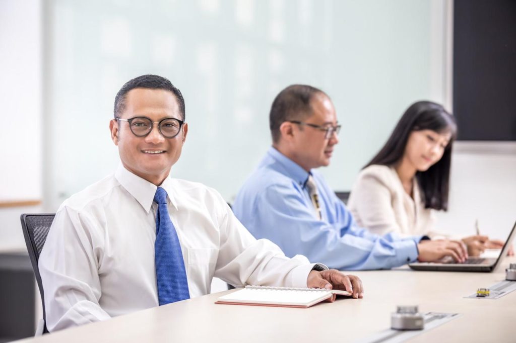 5 Tips Pemotretan Karyawan untuk Foto Company Profile - Jasa Fotografi ...