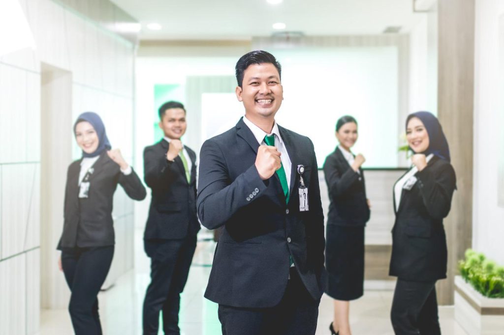 5 Manfaat Pemotretan Profesional untuk Foto Pegawai Kantor - Jasa ...